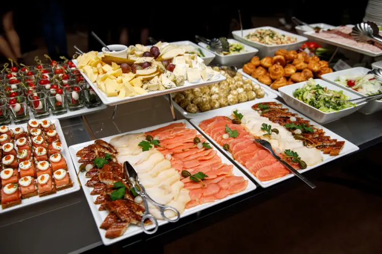 Yang Ming Buffet - Restaurants in Edmonton